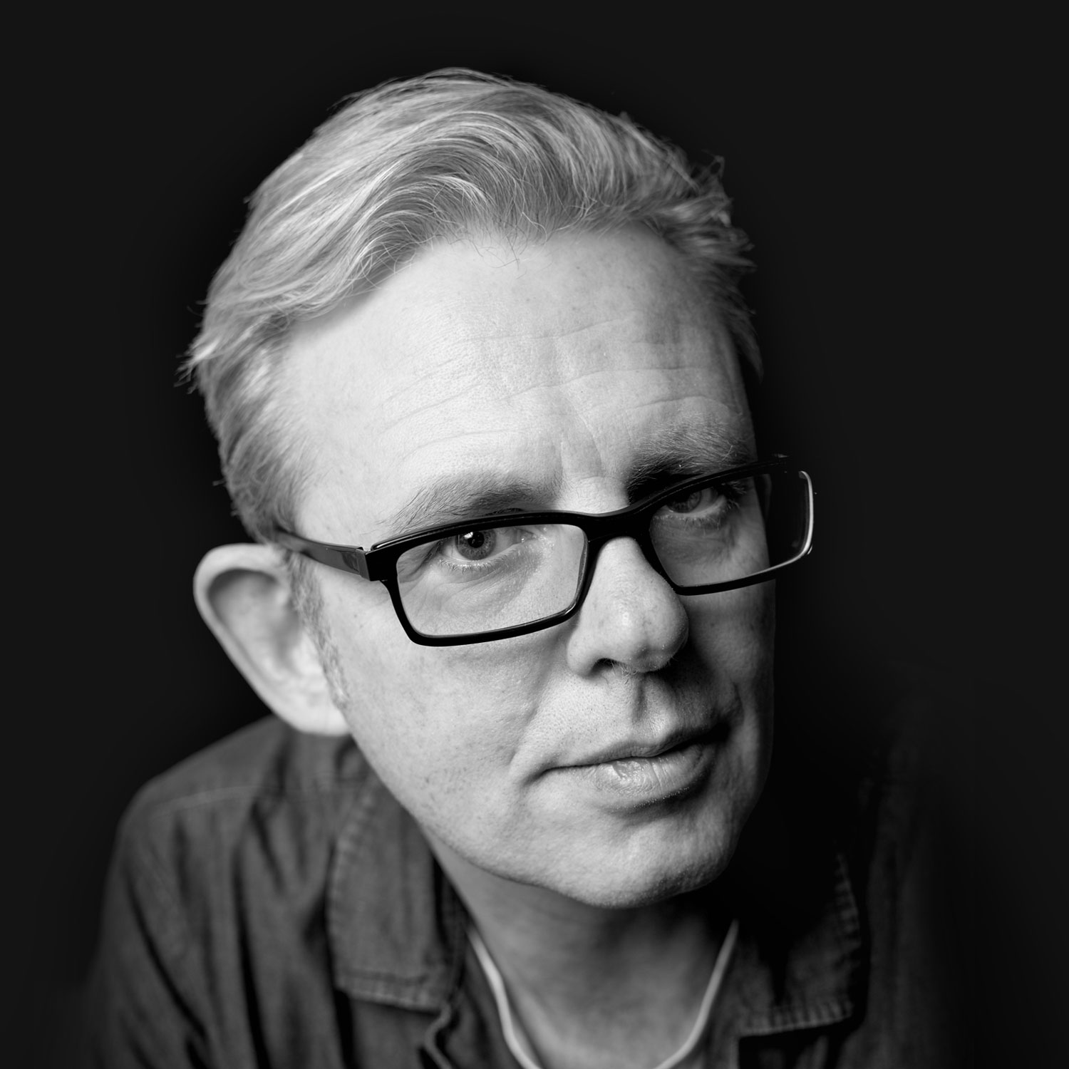 William Russell sets up William Russell Architects Ltd