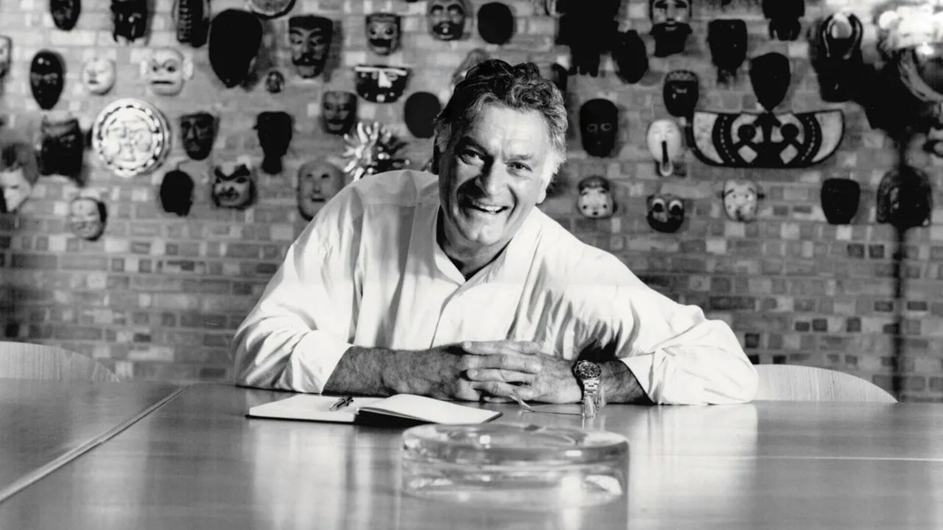 Colin Forbes on the Structure of Pentagram